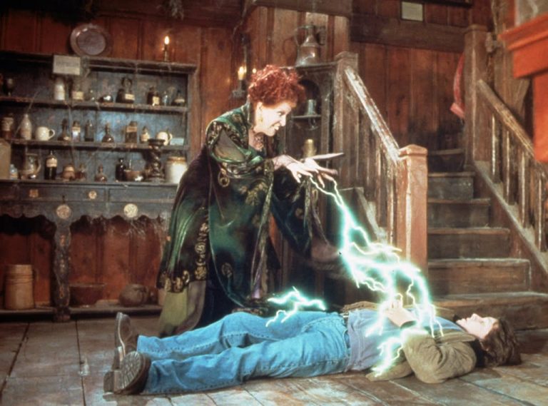 26 Glorious Secrets About Hocus Pocus! - Bootleg Betty