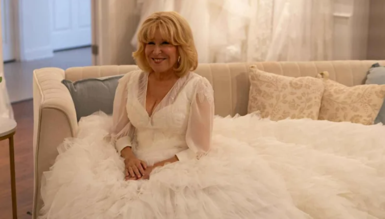 The Best Bette Midler Wedding Songs To Divine Party Hits - Bootleg Betty